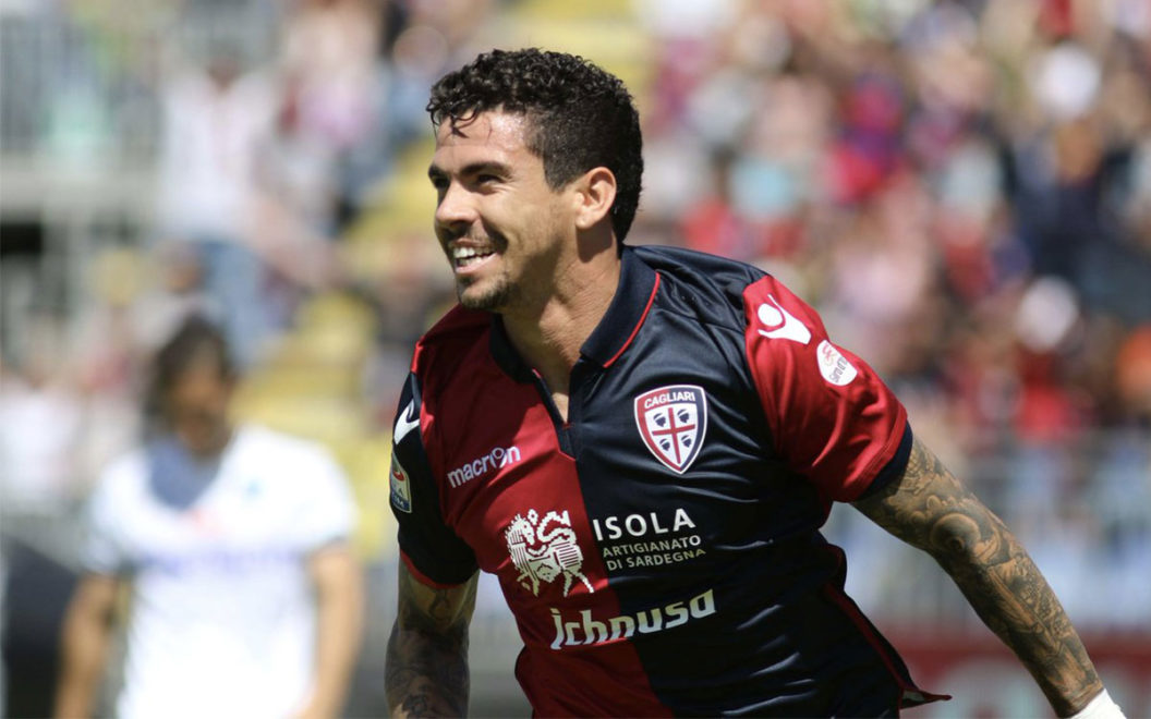 Diego Farias, addio d’oro al Cagliari