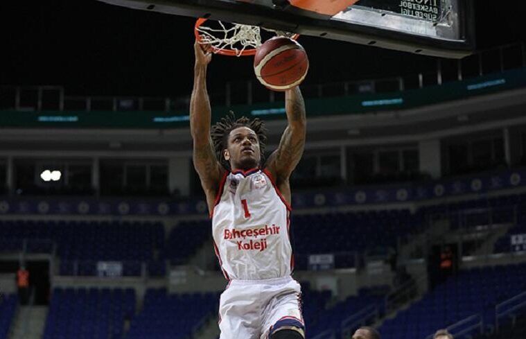 Dinamo, ecco il primo colpo: c’è la firma di Jamal Jones