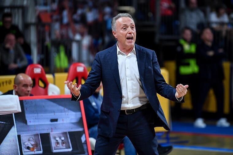 Dinamo, Bucchi: “Peccato per l’eliminazione, ma la strada è quella giusta”