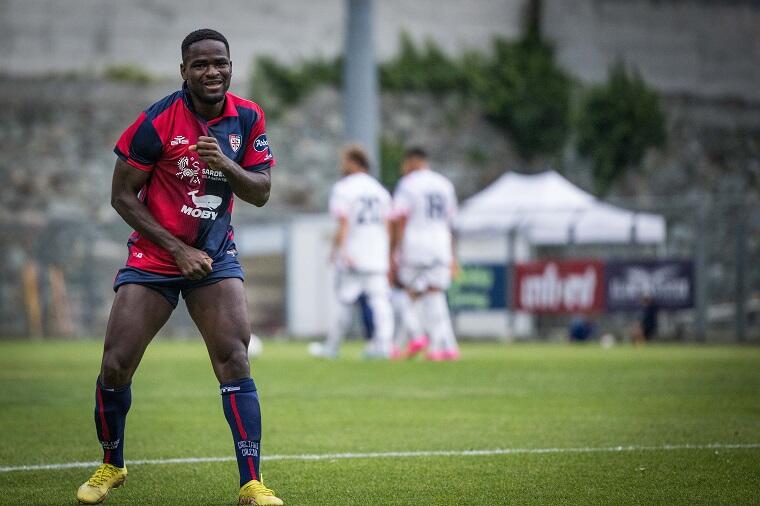 Luvumbo sogna: “Prima la salvezza e poi la Champions con il Cagliari”