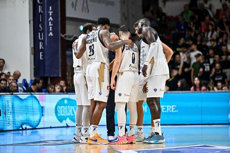 Dinamo Sassari, equilibrio e fame: a Cremona i biancoblù cercano il ...