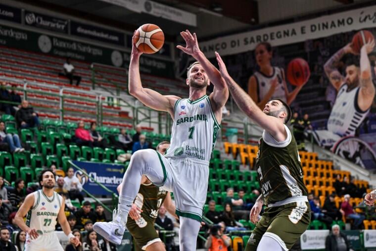 Sassari-Le Portel 88-70: la Dinamo ritrova il sorriso anche in Europa