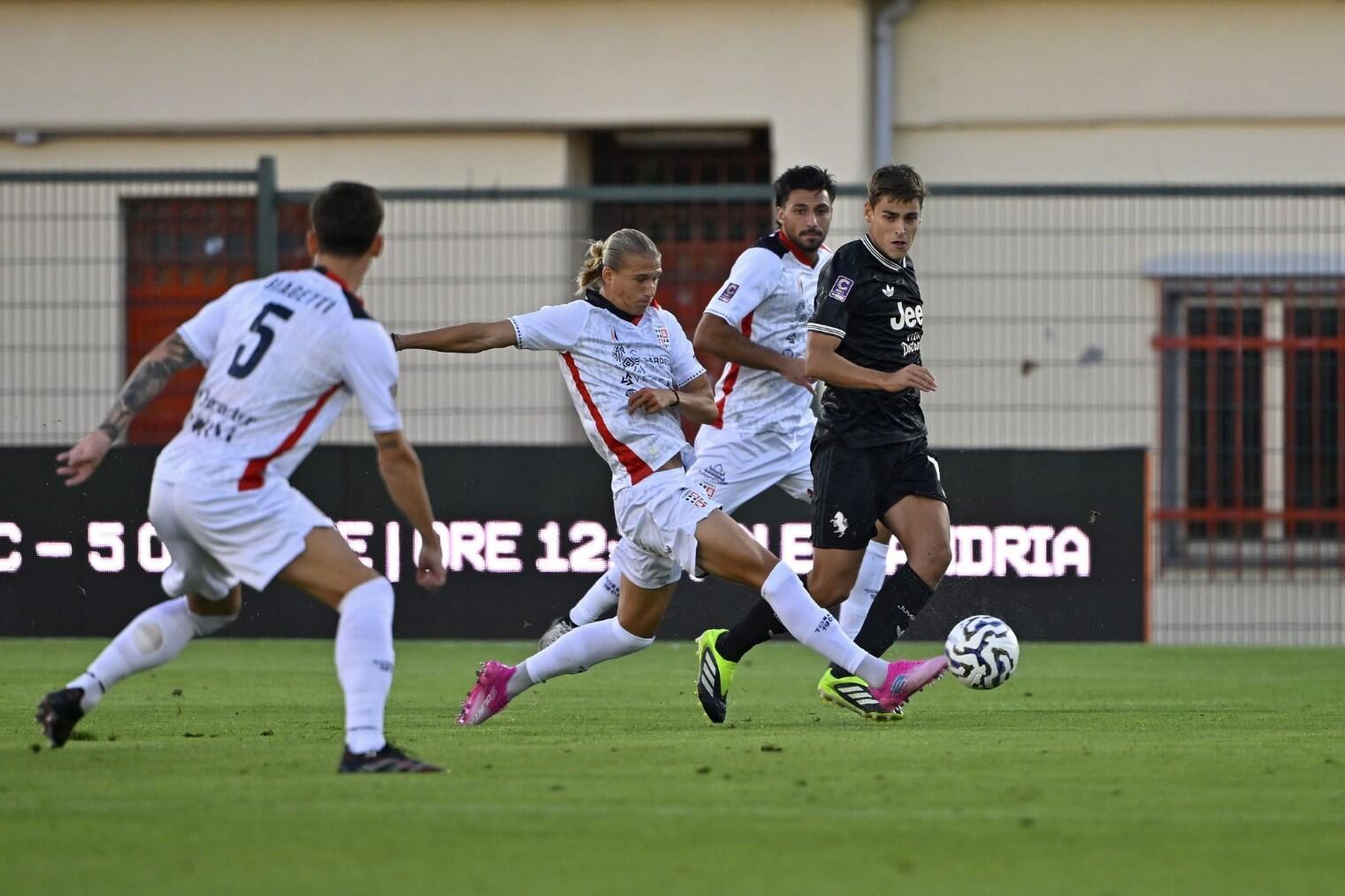 Torres, Sala: “Sconfitta che fa male, ora è il momento di stare uniti”